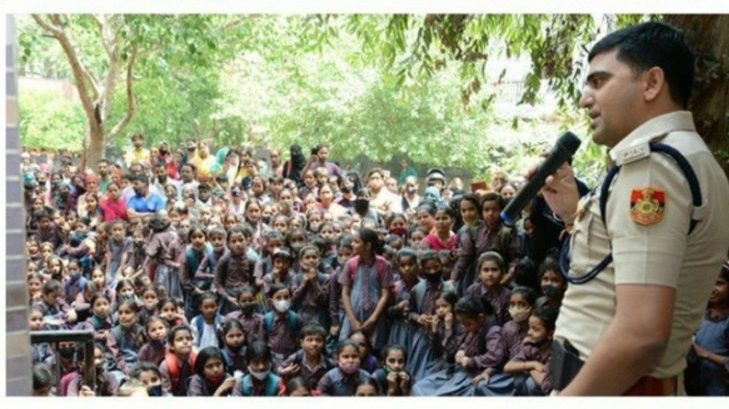 Sanjay Sain IPS, DCP/North-East District visit Poorvi Delhi Nigam ...